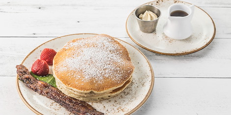 Breakfast Places in Waikiki | Kai Market Waikiki